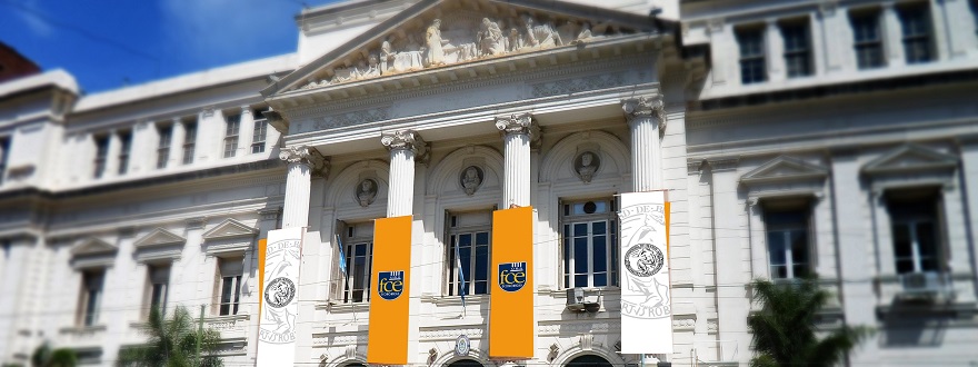 Internacionales FCE - UBA